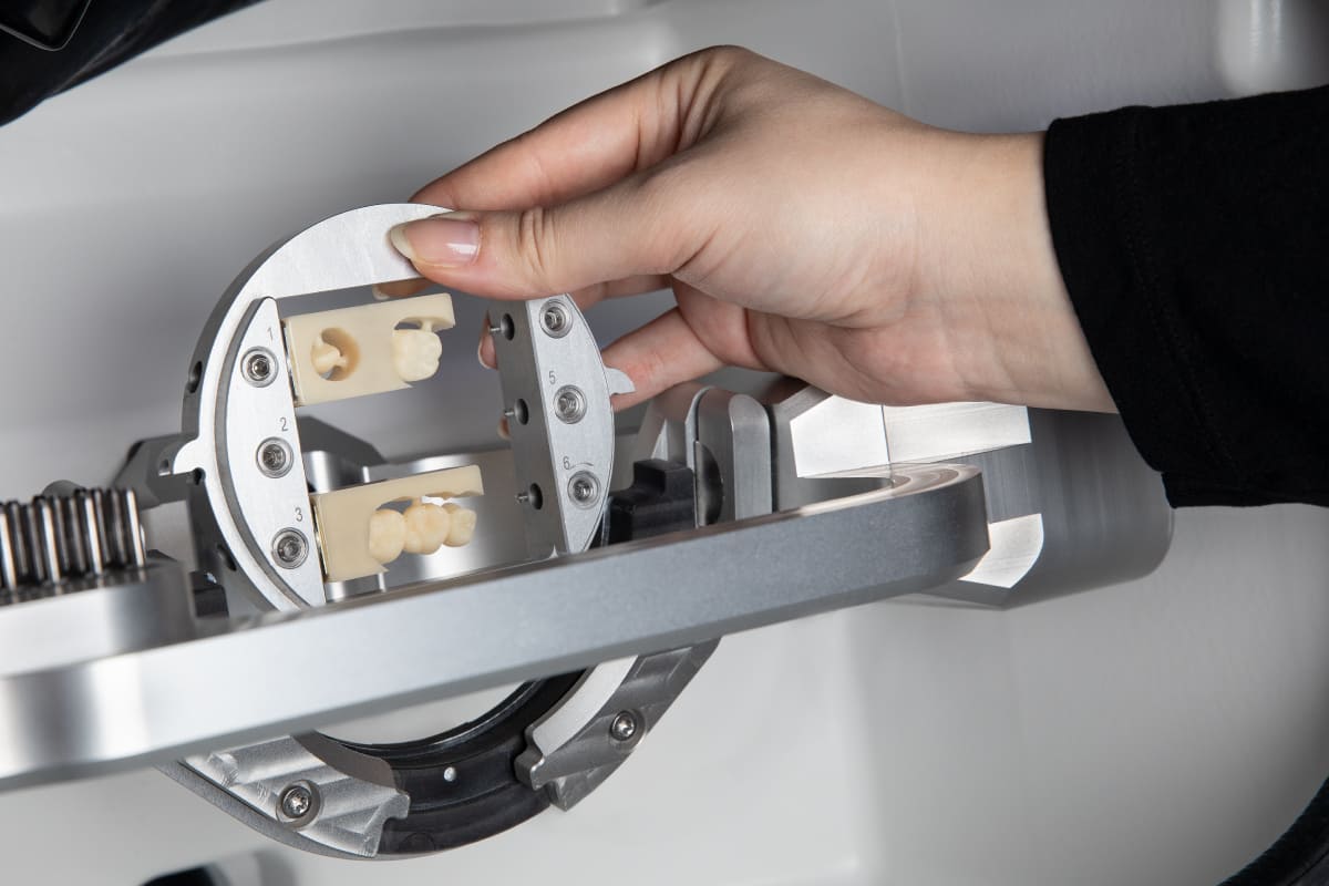 Vhf E5 Dental Milling Machines | MediMatch Dental Laboratory